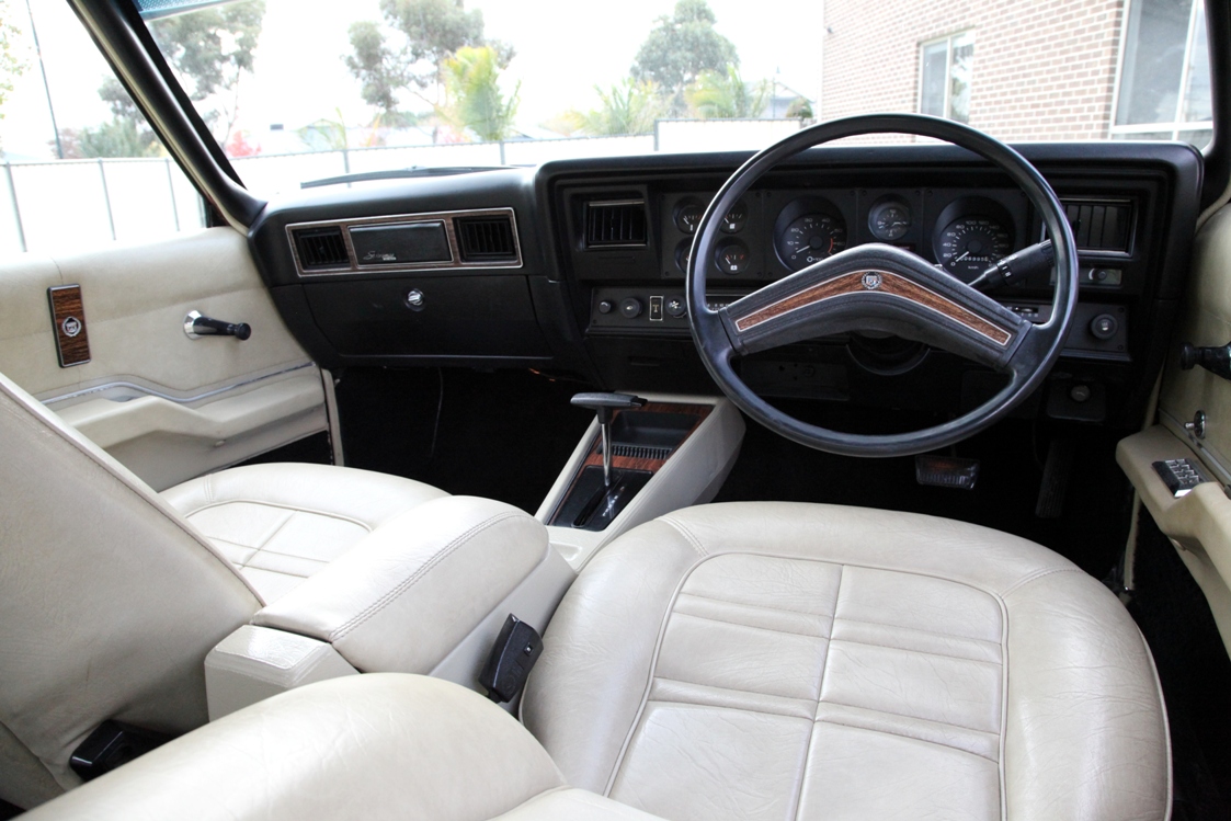Holden HX Statesman, 308ci - East Coast Car Excellence