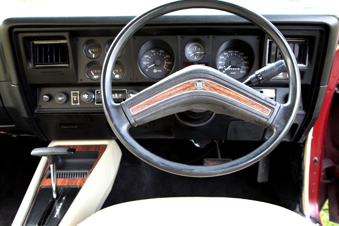 Holden HX Statesman, 308ci - East Coast Car Excellence