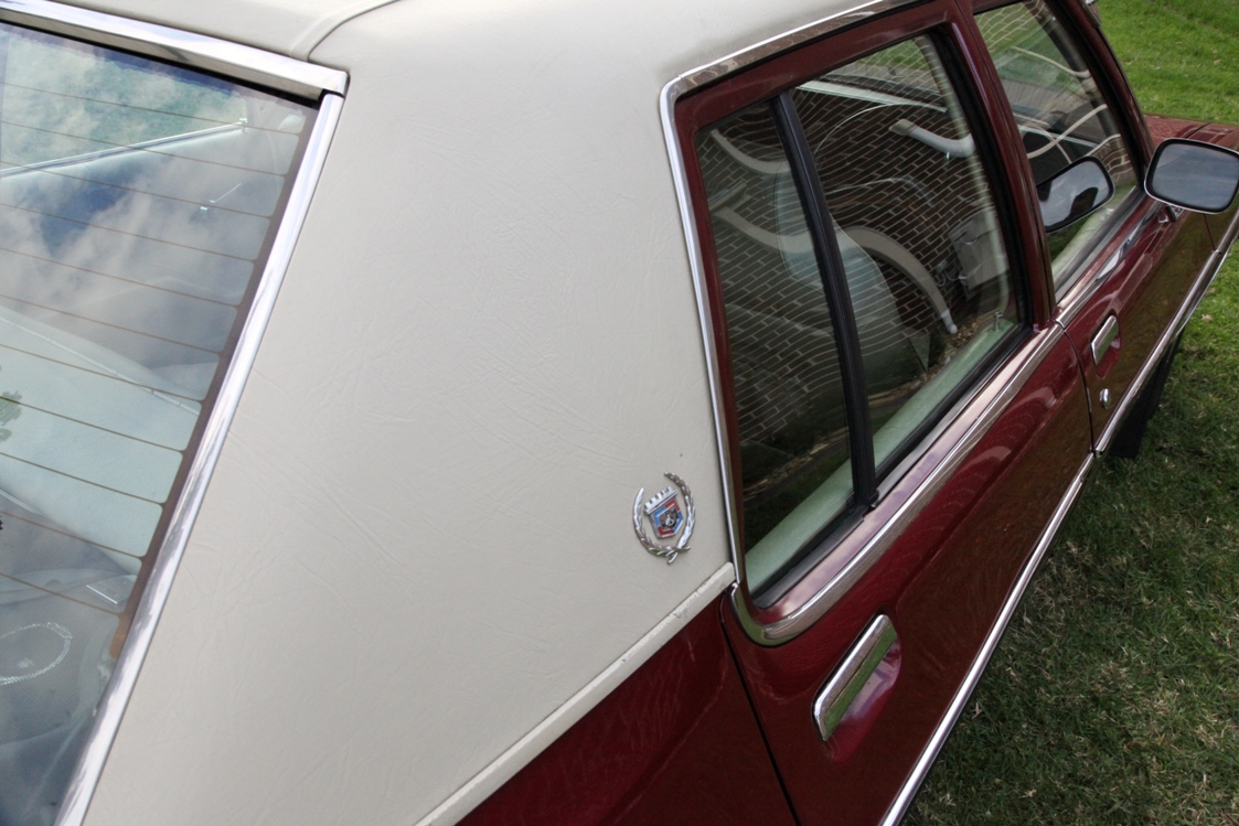 Holden HX Statesman, 308ci - East Coast Car Excellence